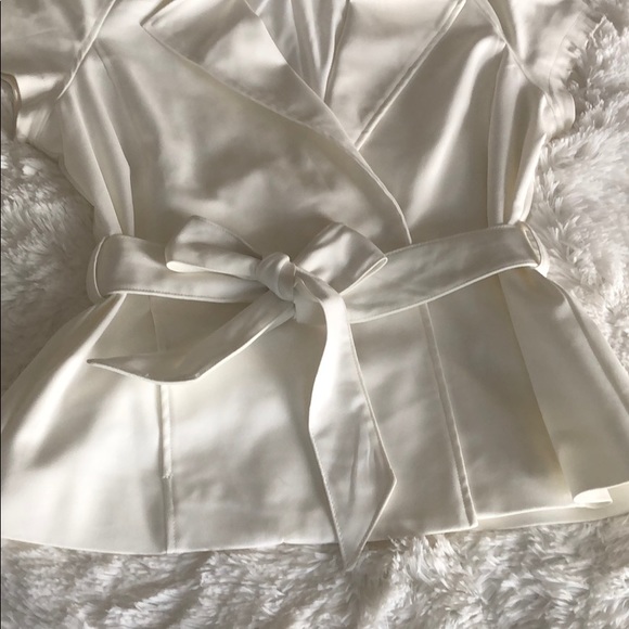 Dkny | Jackets & Coats | Dkny Belted Shortsleeve Ivory Jacket | Poshmark